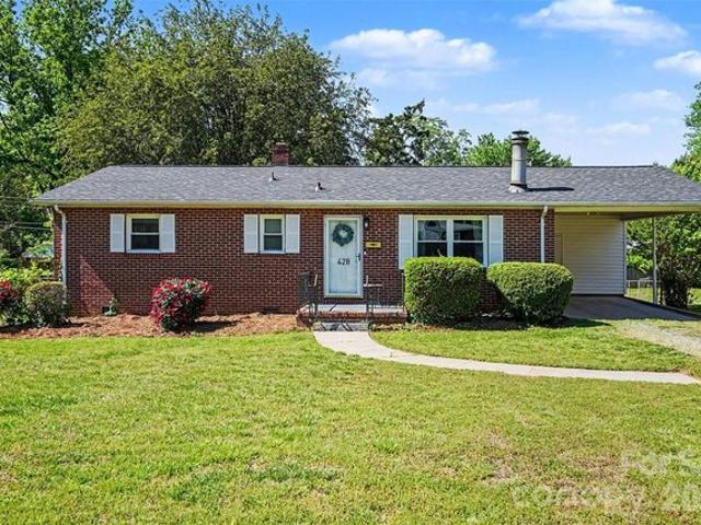 428 Frank Dr, Charlotte, NC 28215