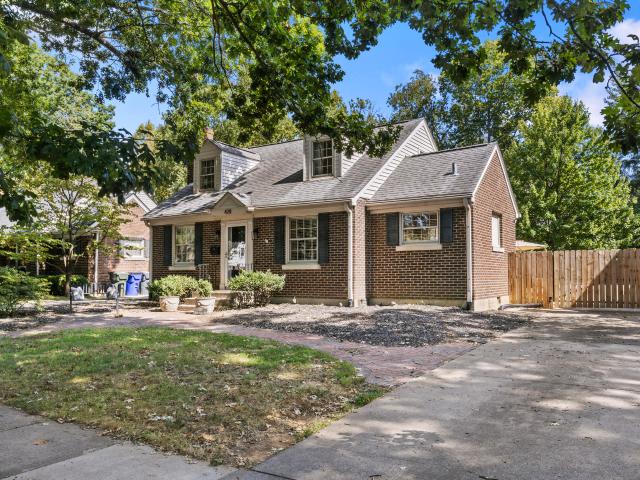 428 Henry Clay Boulevard