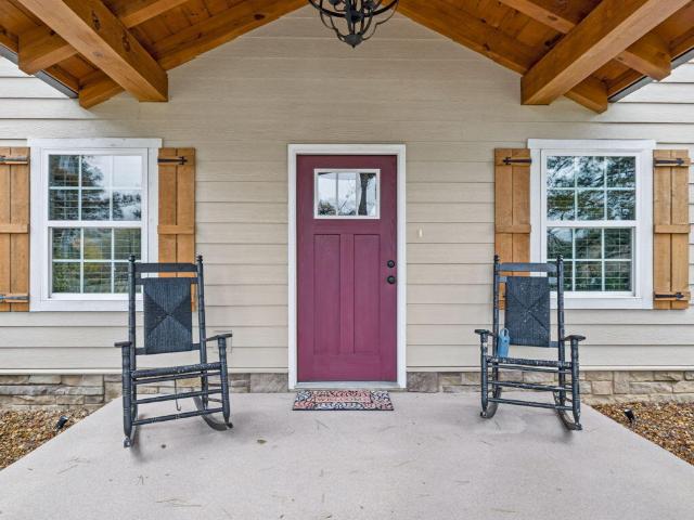 428 Lower Dug Gap Road SW