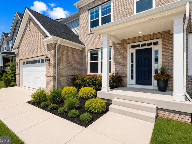 428 Meadow Creek Drive