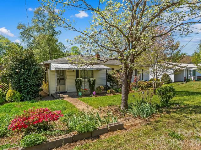 428 Melrose Street SW
