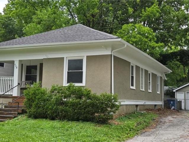 428 N Eubank St, Independence, MO 64050