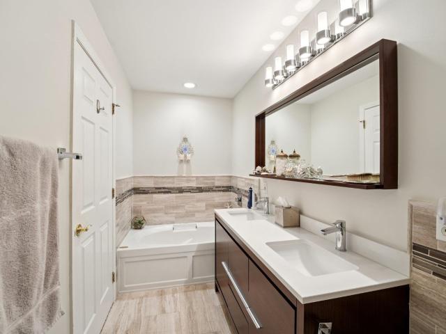 428 Newburgh Ct, Unit 428, West New York, NJ 07093 | MLS #260006