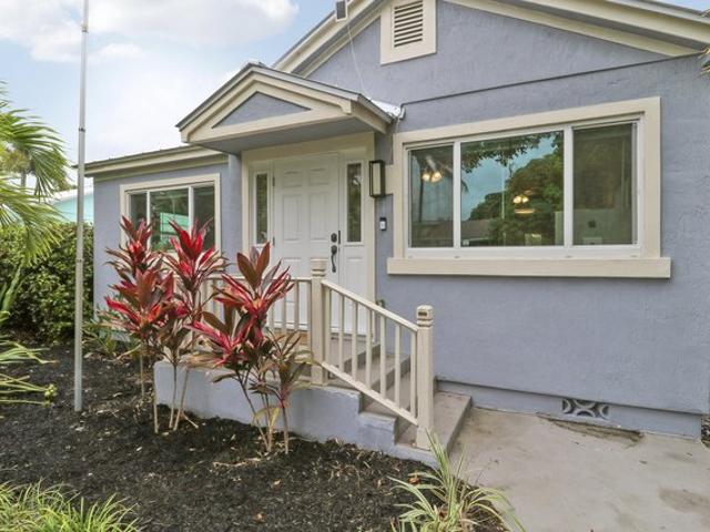 428 S C St, Lake Worth, FL 33460