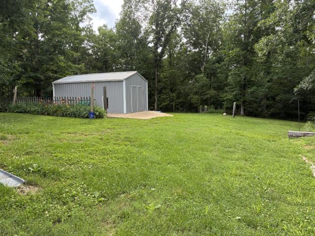 428 Peters Rd