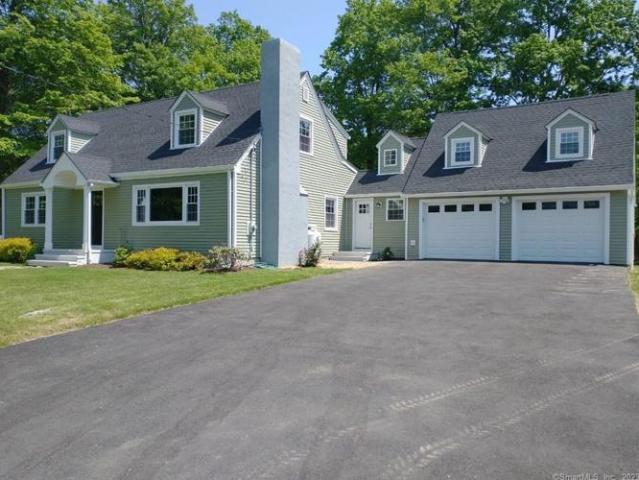 428 Quaker Farms Rd, Oxford, CT 06478