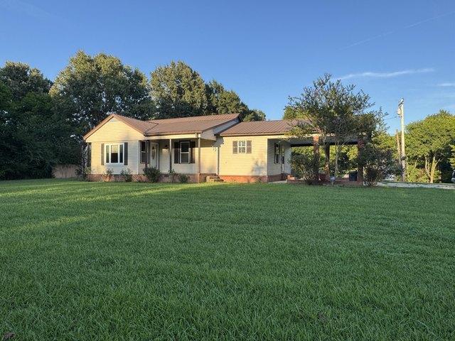 428 Road 1233, Plantersville, MS 38862