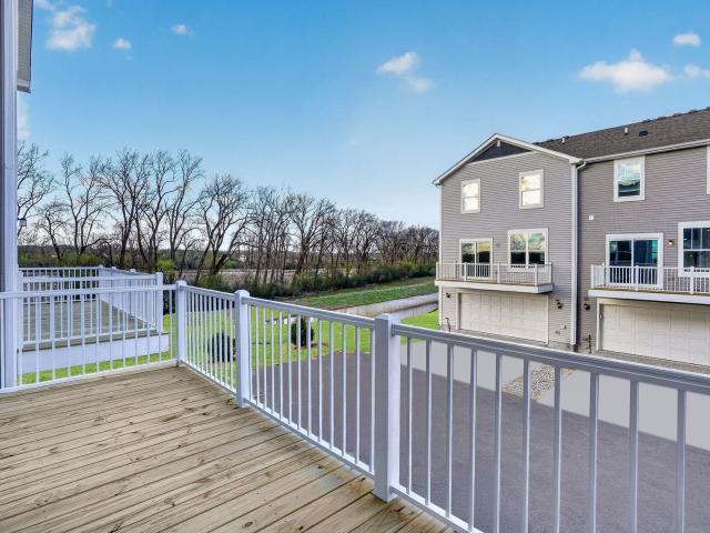428 Red Oak Circle