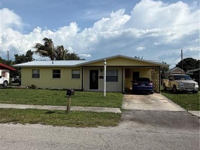 428 W Alverdez Ave, Clewiston, FL 33440