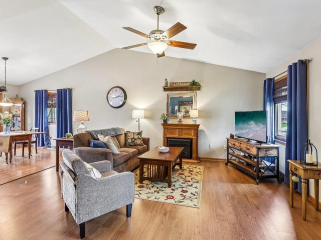 428 W Seward St, Poynette, WI 53955 | MLS #2021 | Compass