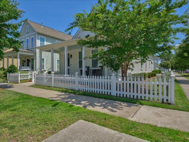 428 Watergrass Way