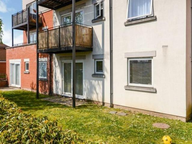 428 Whippendell Road, Watford 1 bed property to rent £1,385 pcm £320 pw