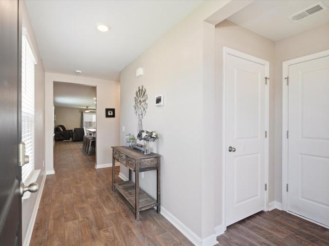 428 White Scallop Way