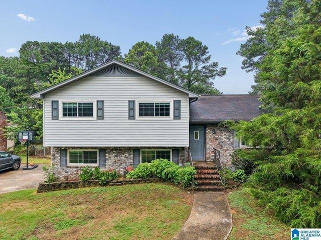 428 Wilderness Rd, Pelham, AL 35124