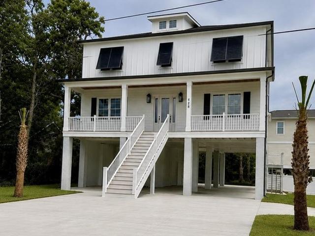 428 Vista Dr, Murrells Inlet, SC 29576