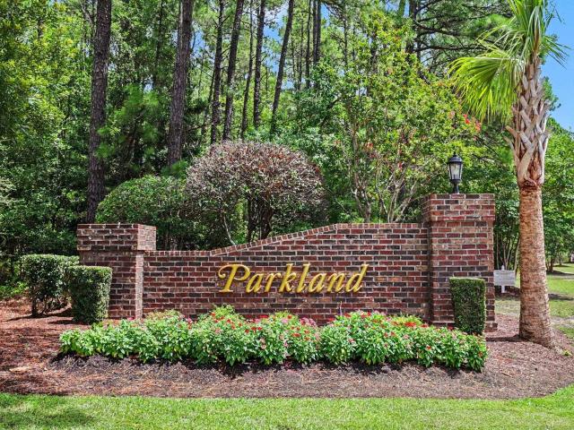 4295 Doral Pl