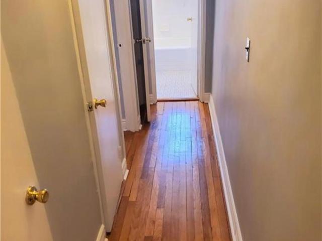 4295 Webster Avenue 4A