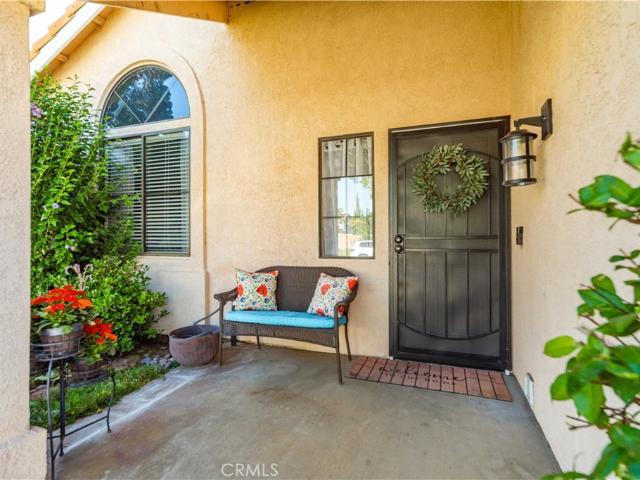 42966 Pearlwood Drive