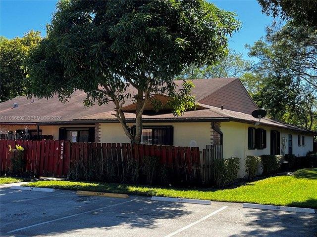 4296 Woodstock Dr Apt A, West Palm Beach, FL 33409
