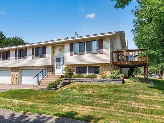 4297 Evergreen Dr, Vadnais Heights, MN 55127