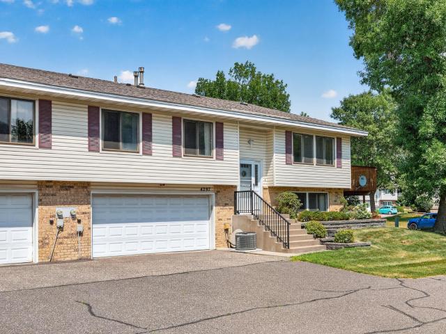 4297 Evergreen Drive
