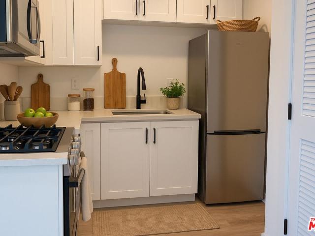 4297 Tujunga Ave, Unit 3, Studio City, CA 91604 | MLS #26671 | Compass