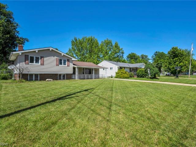 42988 Woodhill Drive