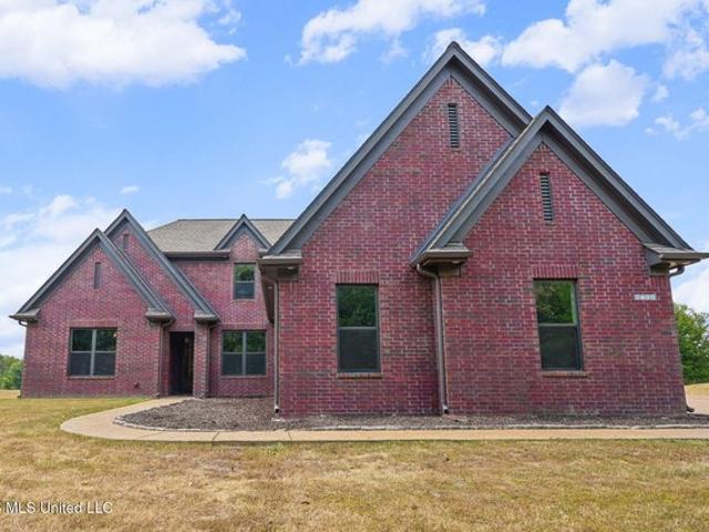 4298 Glynn Valley Rd E, Byhalia, MS 38611