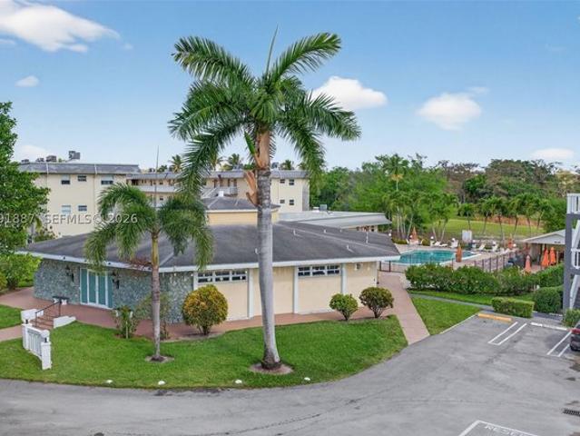 4299 NW 16th St Apt 310, Lauderhill, FL 33313