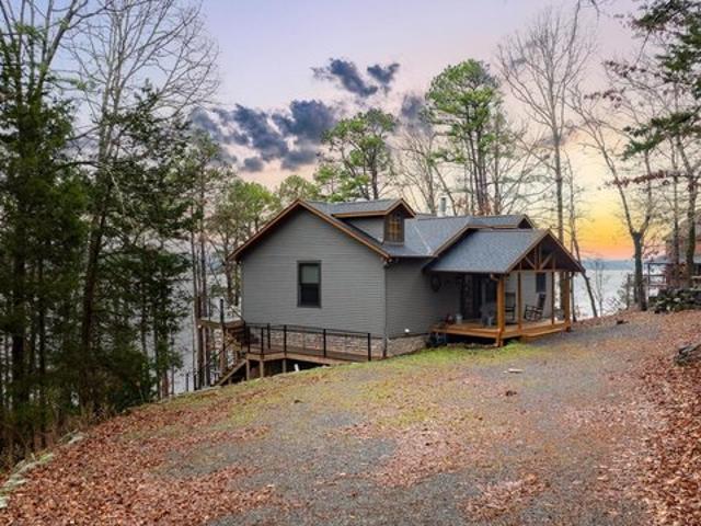 4299 Lake Dr, Clinton, AR 72031