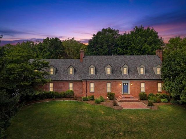 4299 Piney Woods Rd, Christiansburg, VA 24073