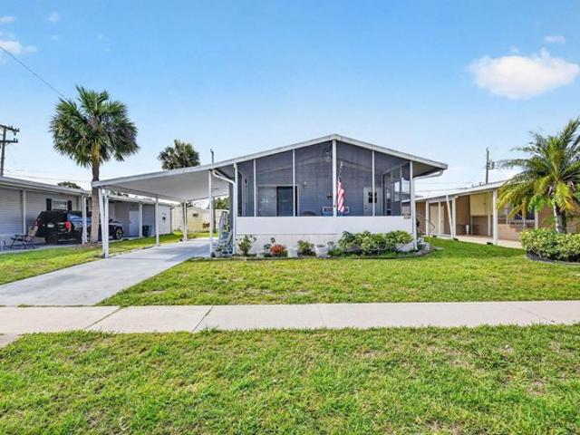 4290 Meadow View Dr, Boynton Beach, FL 33436