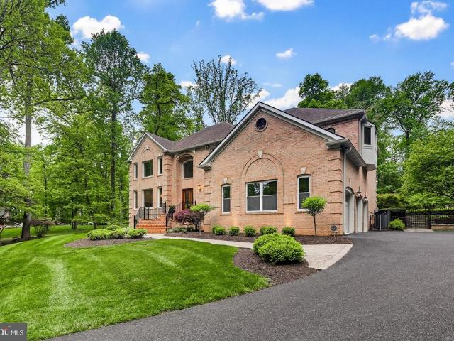 4290 Buckskin Lake Drive W
