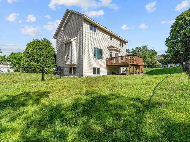 4290 Cottonwood Lane N
