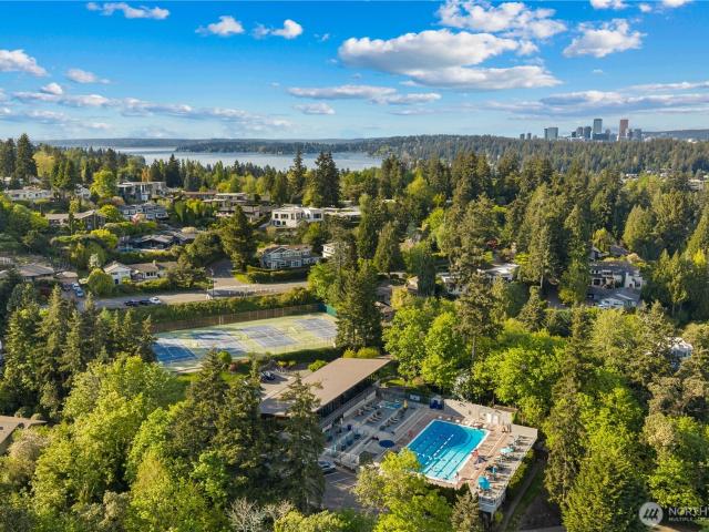 4290 Shoreclub Dr, Mercer Island, WA 98040 | MLS #2516