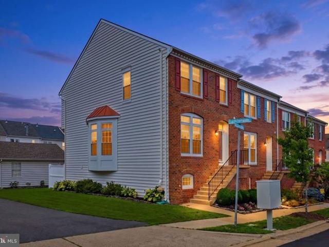 42918 Needham Way, Ashburn, VA 20147