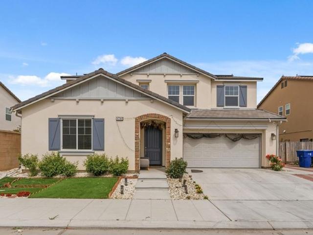 4292 N Vaughan Ave, Fresno, CA 93723