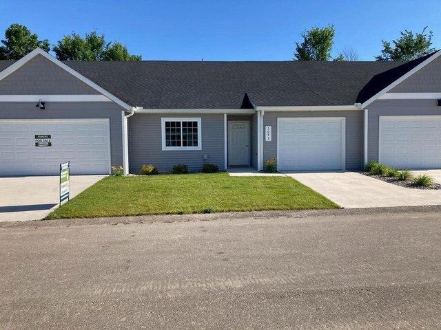 4293 Highpoint Dr Unit 105, Wayland, MI 49348
