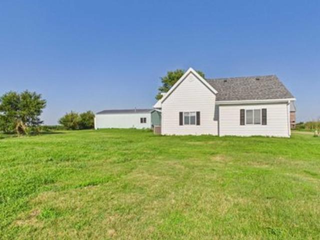 429 39 Rd, Minden, NE 68959