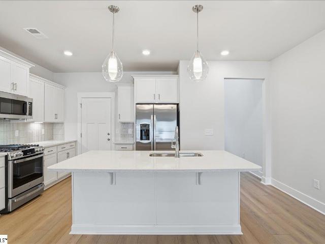 429 Crestcreek Drive