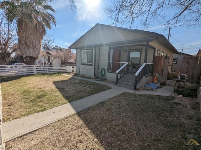 429 D St, Taft, CA 93268