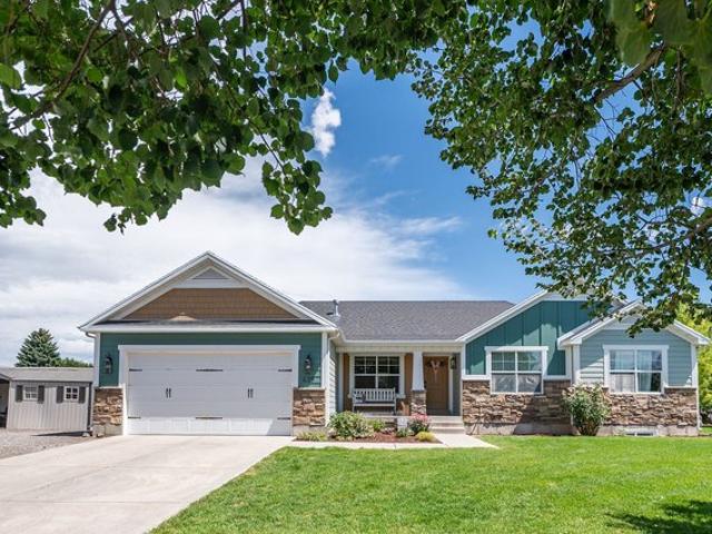 429 E 360 S, Hyrum, UT 84319