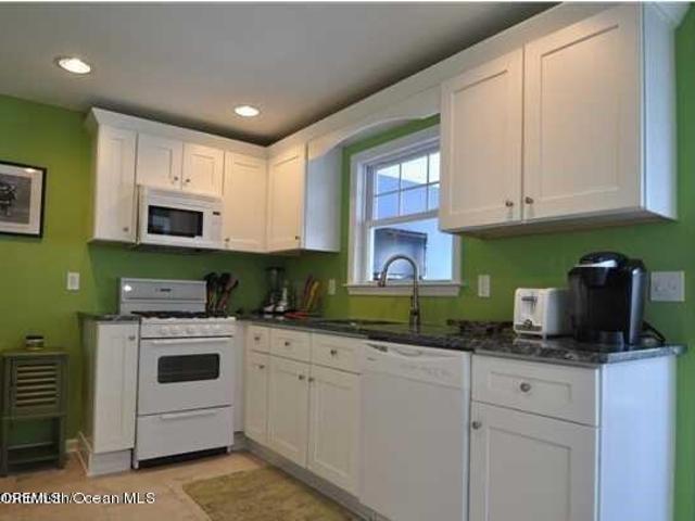 429 Euclid Ave, Manasquan, NJ 08736 | MLS #22604