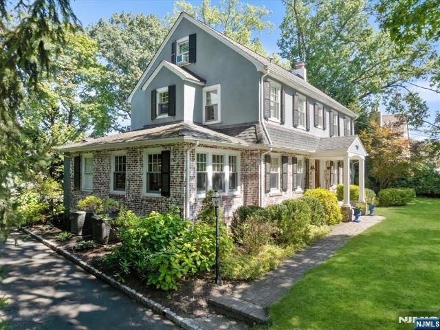 429 Fairway Road, Ridgewood, US, NJ