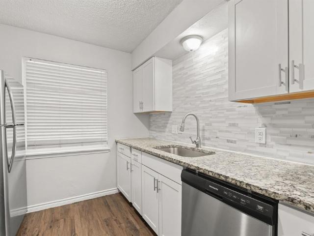 429 Johnson Street # 7