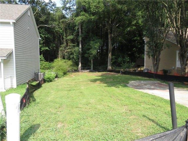 429 Orchard Dr, Stone Mountain, GA 30083