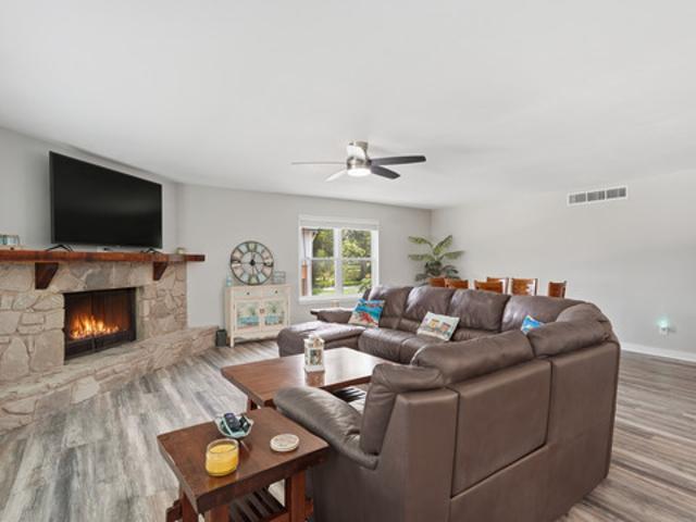 429 Laguna Vista