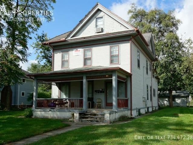 429 N. Adams St. Apt Studio, 1 full bath