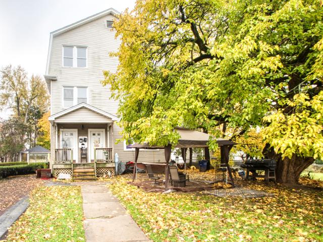 429 New Britain Ave, Fl 3, Hartford, CT 06106 | MLS #24139 | Compass