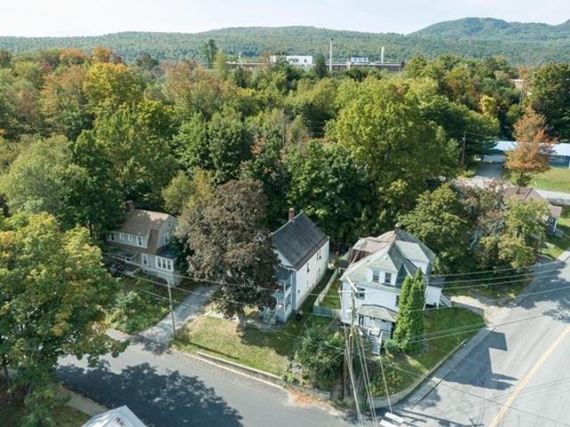 429 Penobscot St, Rumford, ME 04276